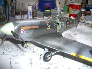 trump spitfire mk V - Works in Progress - Large Scale Planes