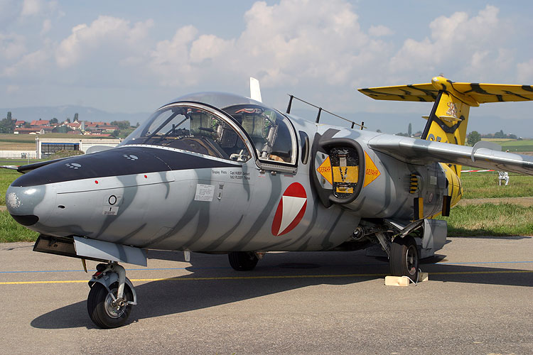 SAAB 105 - Aviation Discussion & Research - Large Scale Planes